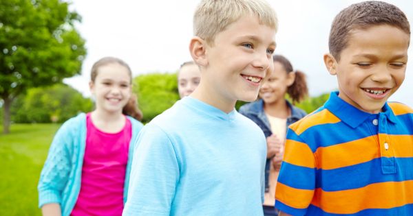 Homeschooling An Extroverted Child: 6 Strategies To Make It Work