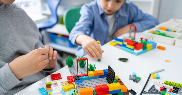 5 Indoor Activities That Homeschoolers Enjoy - Midwest Parent Educators ...